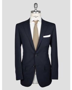 The Ultimate Guide To Styling A Blue Suit: Color Combinations | IsuiT